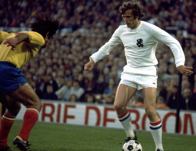 Piet Keizer: Ajax-legende en voetbalicoon - NRC