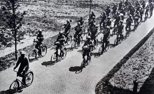 Afgedankte huurlingen en vechten op de fiets: hoe Nederland al eeuwen ...