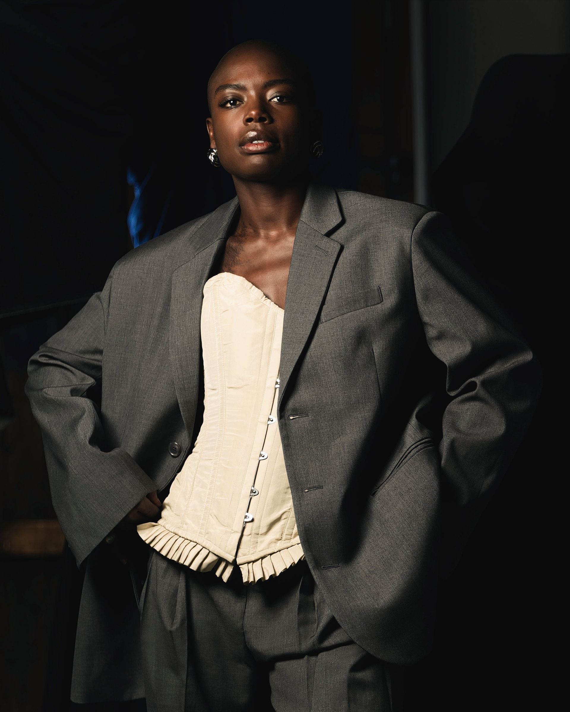 Nieuwe kunstster Sandra Mujinga stelt 55 geesten tentoon in Stedelijk ...