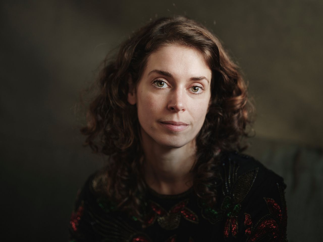 Emy Koopman: ‘Verliefdheid is destructief én creatief’ - NRC