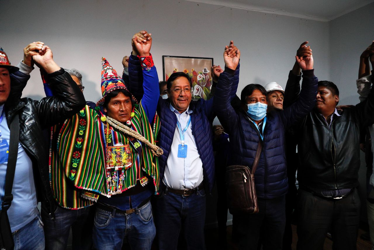 Nieuwe president Bolivia staat in schaduw van zijn verdreven ‘kameraad ...