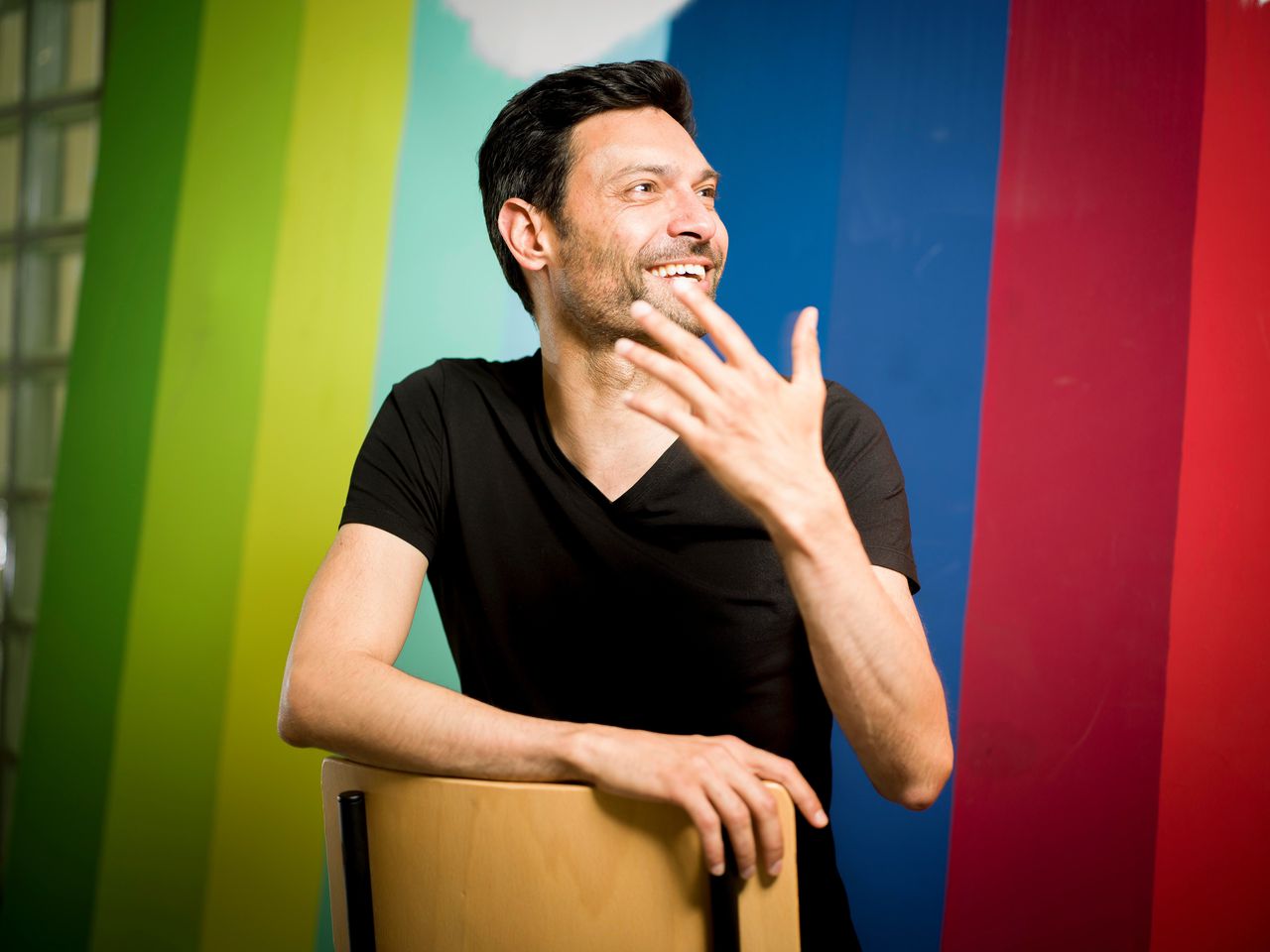 Ali Niknam, topman van onlinebank bunq, eist veel van zijn mensen: ‘Wie ...