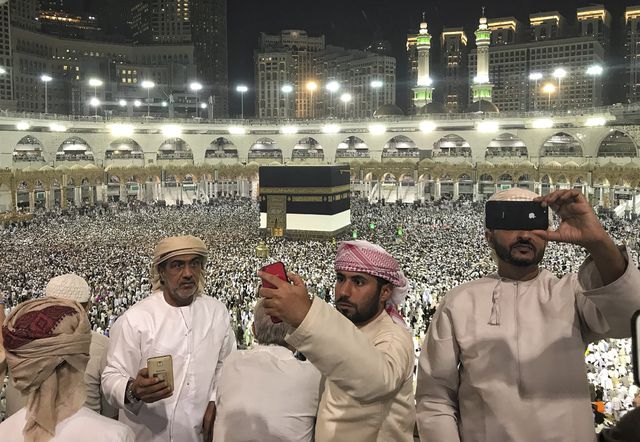 Miljoenen moslims reizen naar Mekka voor de hadj - NRC