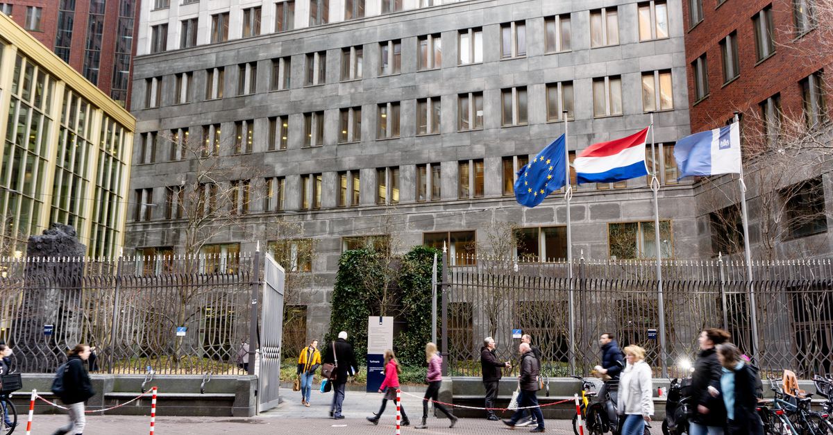 Datalek bij verschillende Nederlandse ministeries: ‘Gaat om privacy ...