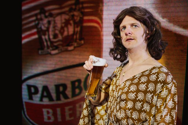 Jim Deddes op tournee met zijn Joardy Show-typetjes: ‘Een gekke mix van ...