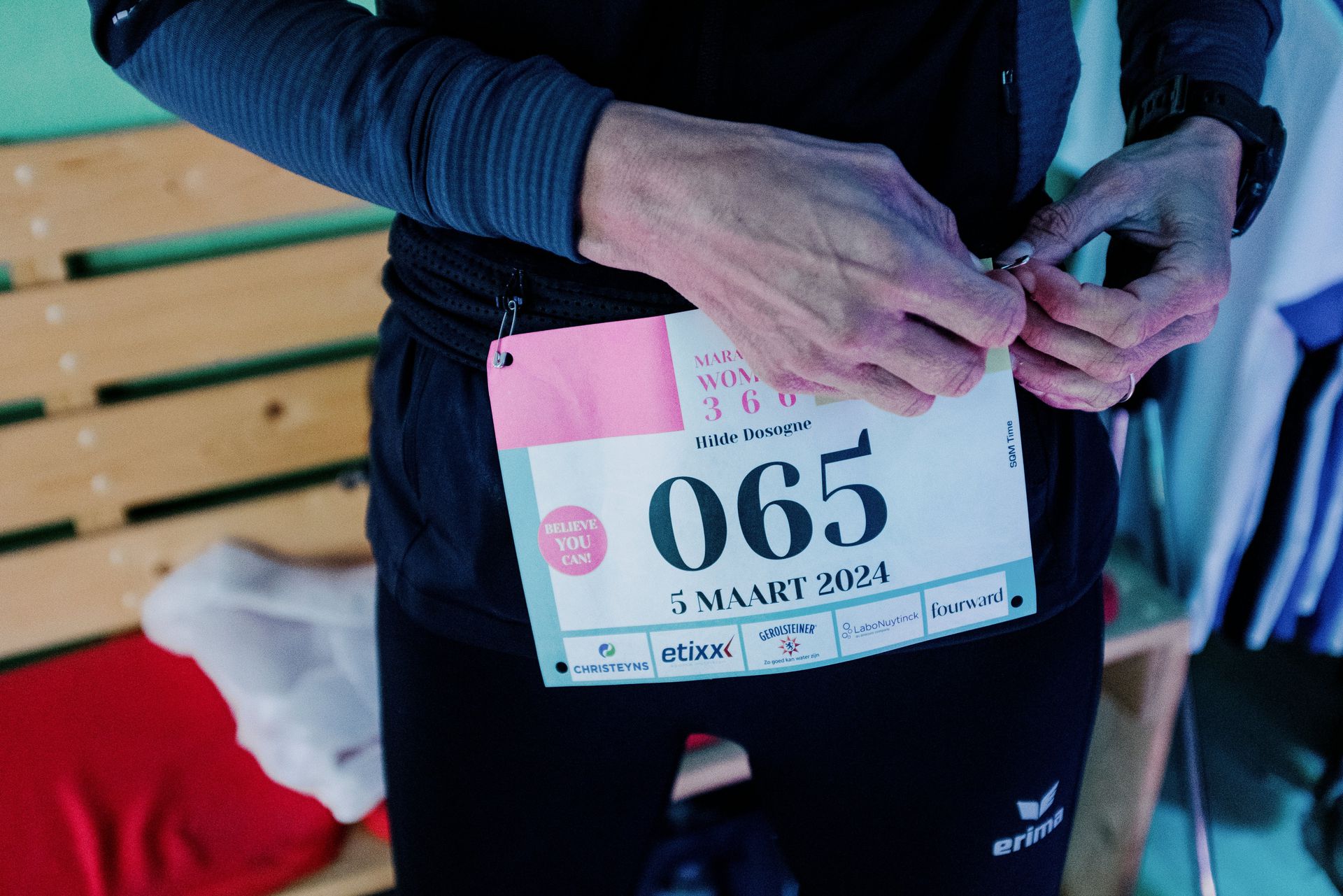 Hilde Dosogne loopt elke dag een marathon - NRC