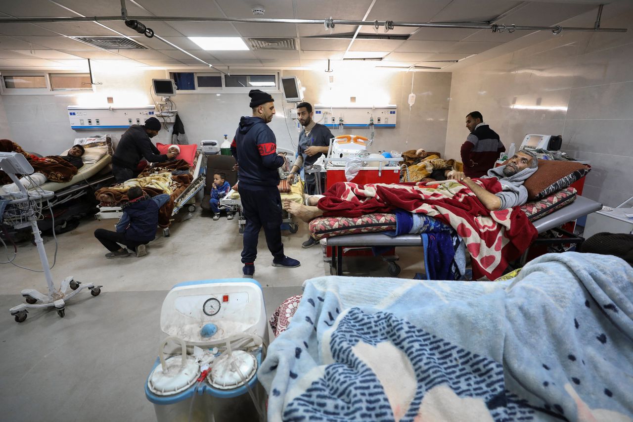 Israël: ‘Vijftig Palestijnse strijders gedood in Al-Shifaziekenhuis’ - NRC