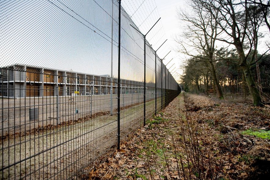 Bijna tienduizend schadevergoedingen na onterechte hechtenis - NRC