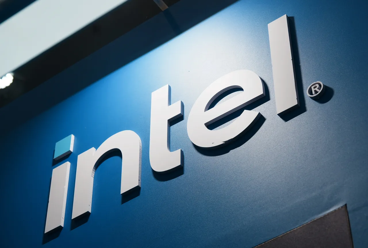 AI-hype jaagt koers van Amerikaanse chipfabrikant Intel op - NRC