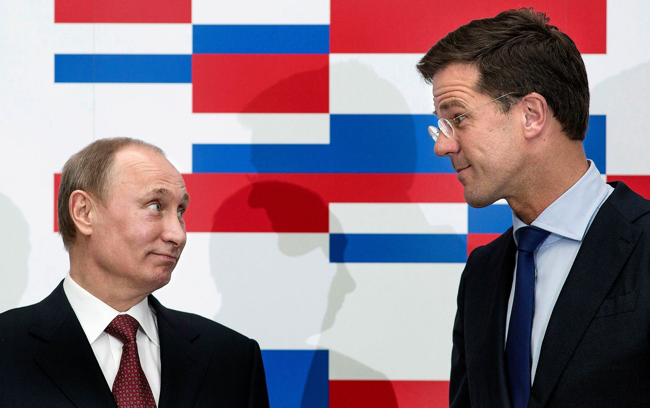 Hoe is het om als fotograaf met Rutte te werken? ‘Hij is altijd met ...