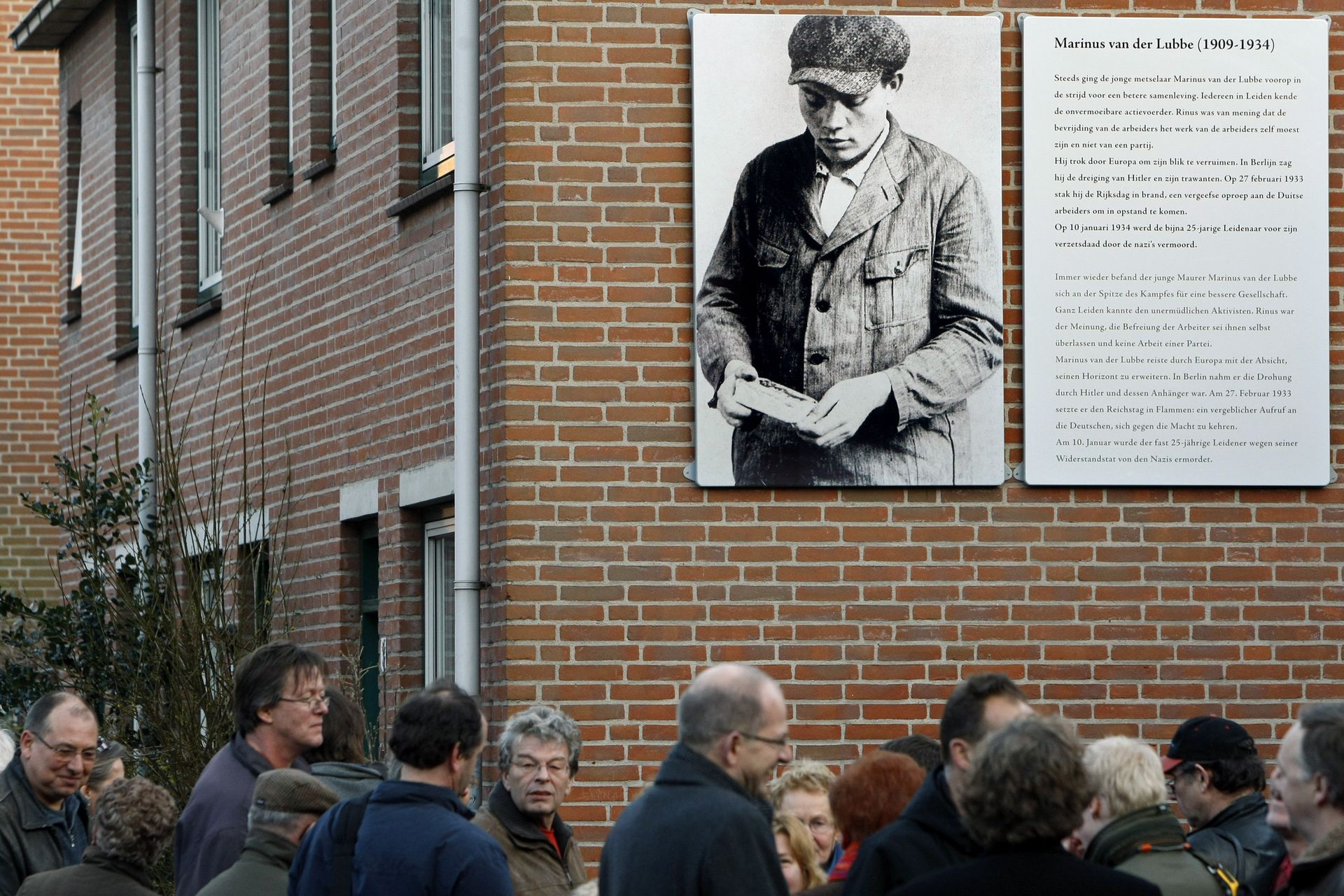 Duitse onderzoekers graven lichaam stichter van Rijksdagbrand Marinus ...