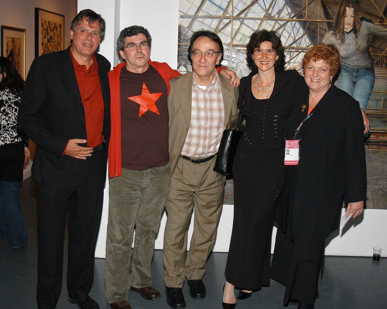 Conny Jansen schept chaos en orde met proppen papier - NRC