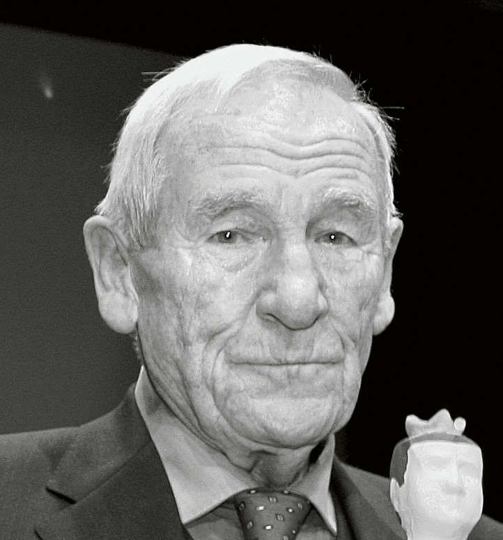 Van Duitse krijgsgevangene tot clublegende in Engeland - NRC