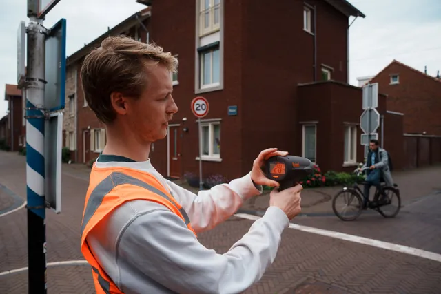 Op dit fietspad geldt tijdelijk een maximumsnelheid. ‘Wat ga je doen ...