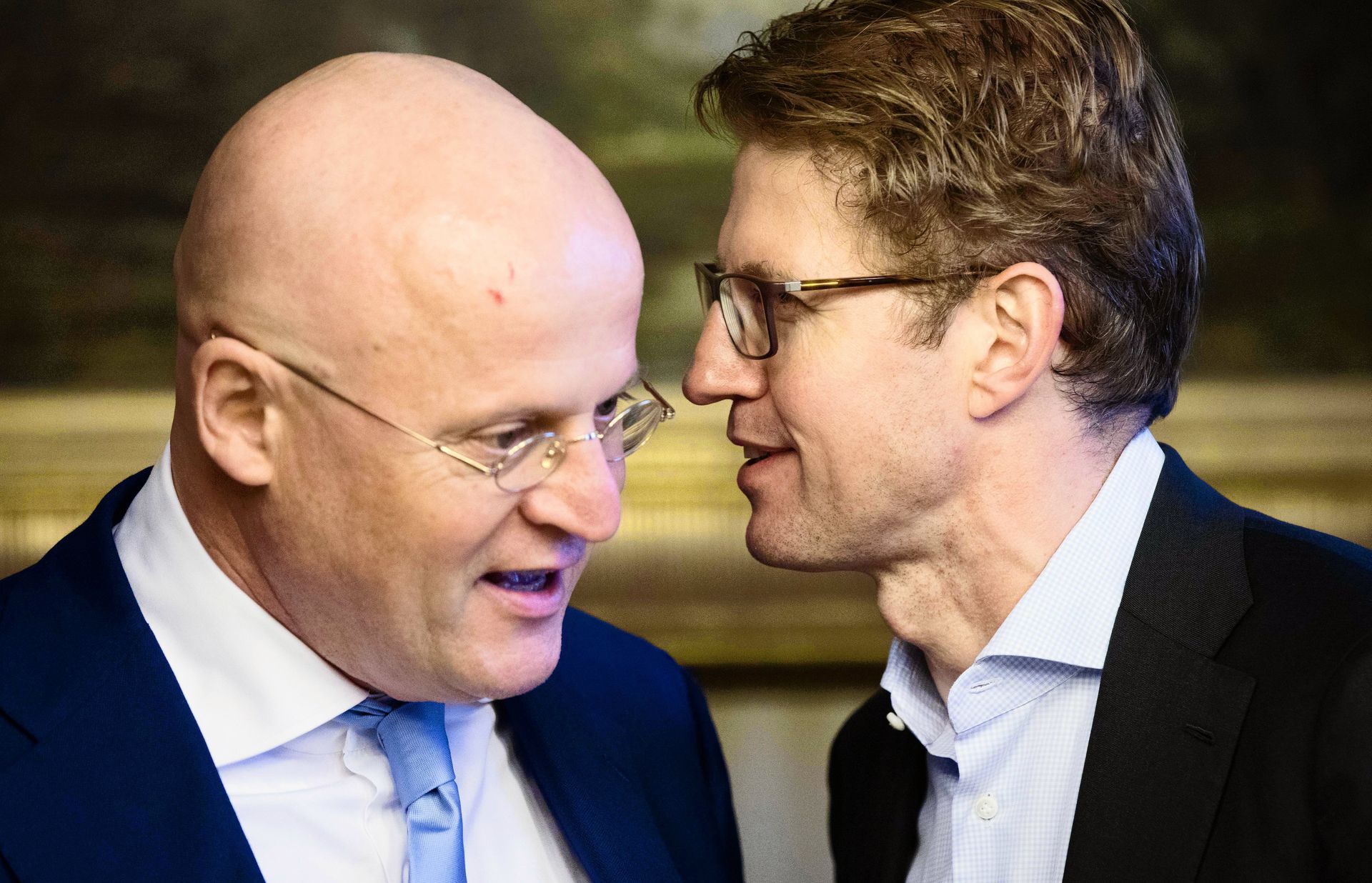 Minister: fouten bij communicatie Robert M. - NRC