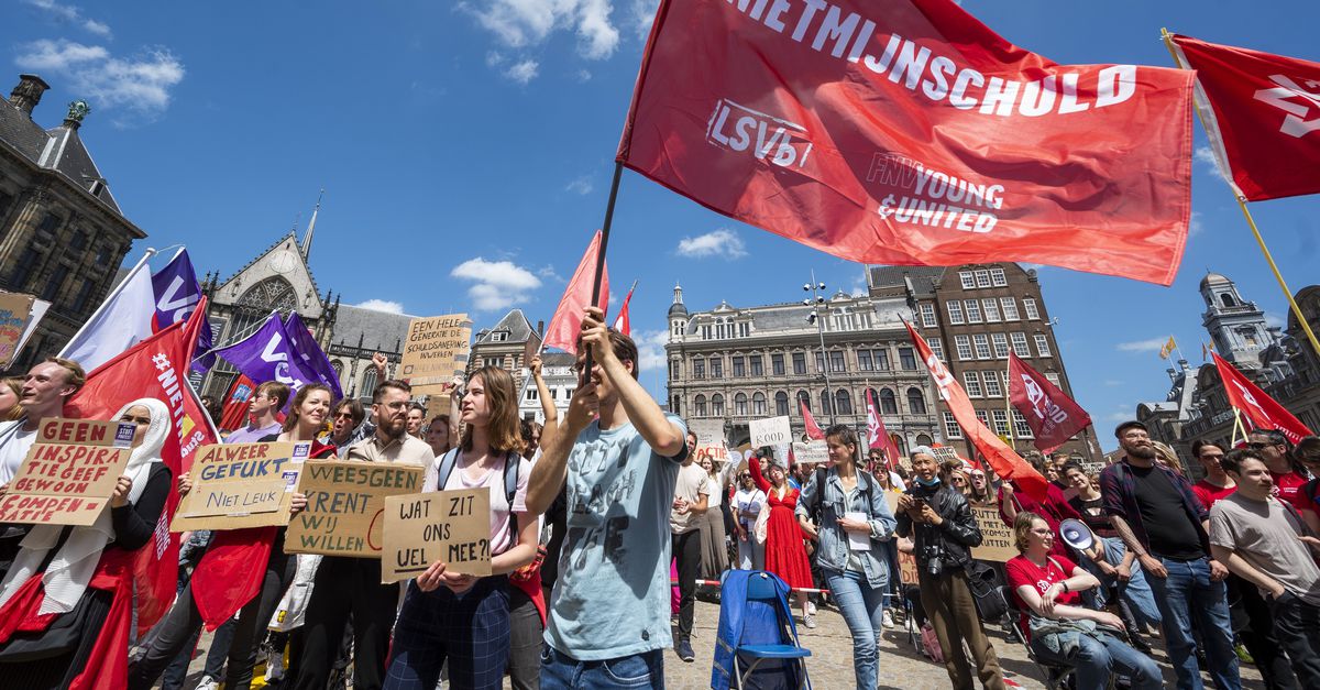 De basisbeurs komt terug – maar studenten hoeven zich niet rijk te ...
