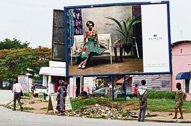 Textielicoon Vlisco in de verkoop - NRC