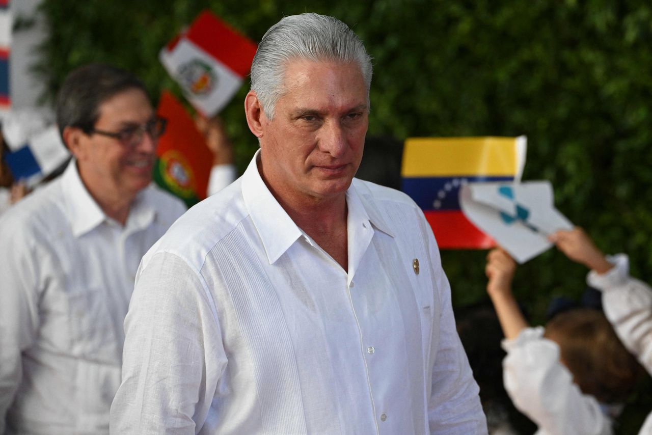 Miguel Díaz-Canel voor de tweede keer verkozen tot president van Cuba - NRC