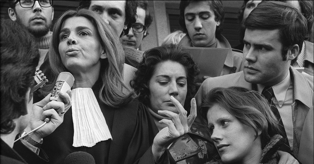 ‘Verkrachtingszaak Pelicot is buitengewoon én banaal en gaat daarom de ...