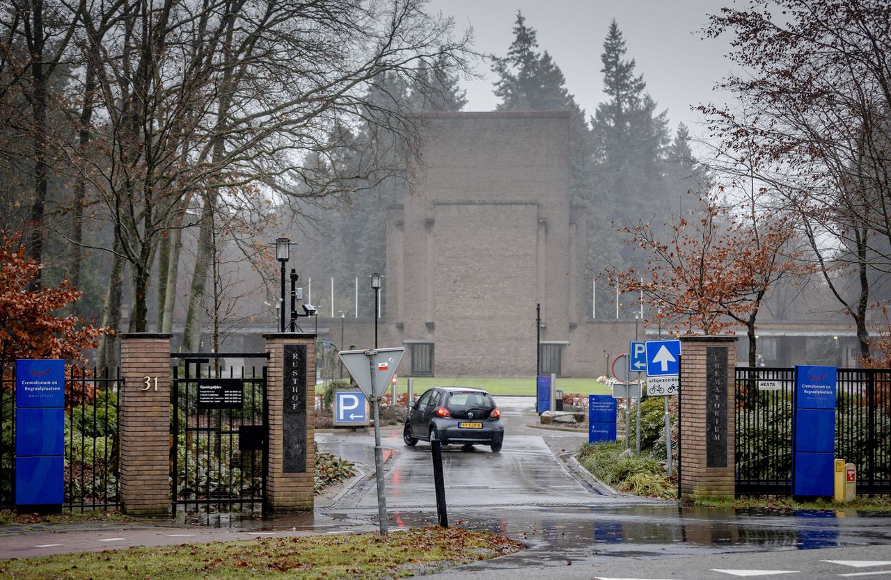 ‘Gemeente Amersfoort maakte fouten bij toestemming voor seance bij ...