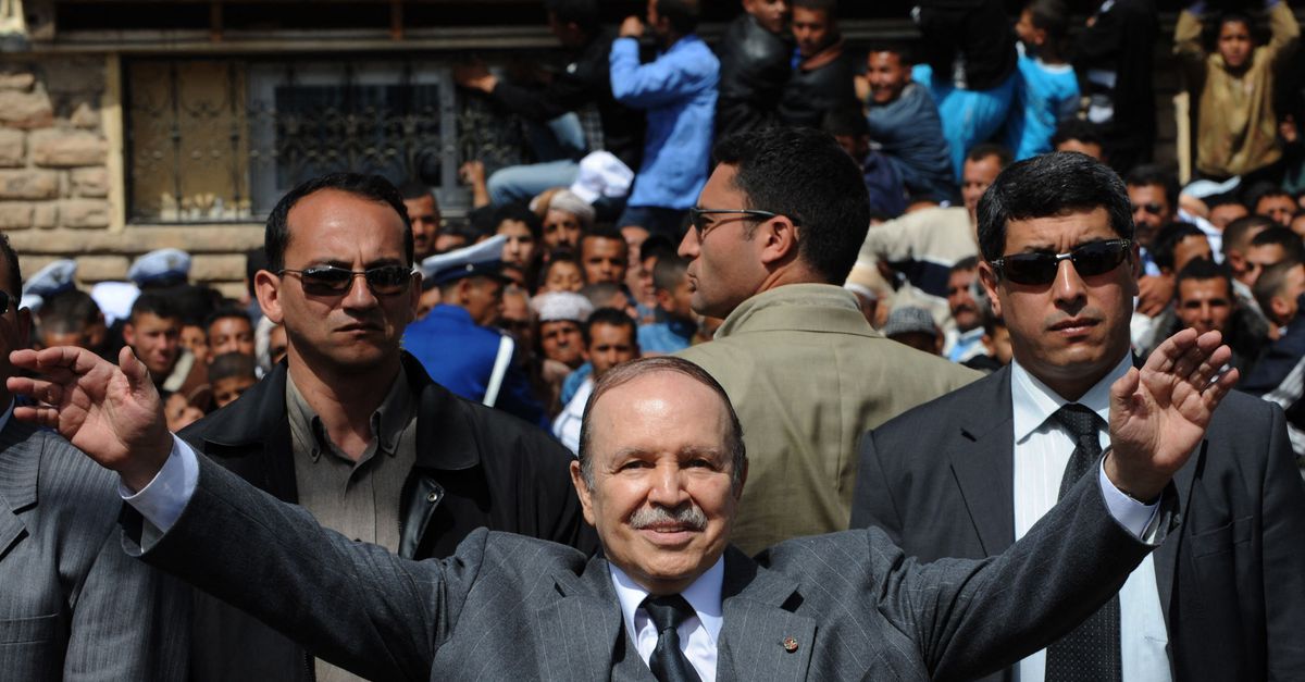 Algerijnse oud-president Bouteflika (84) overleden - NRC