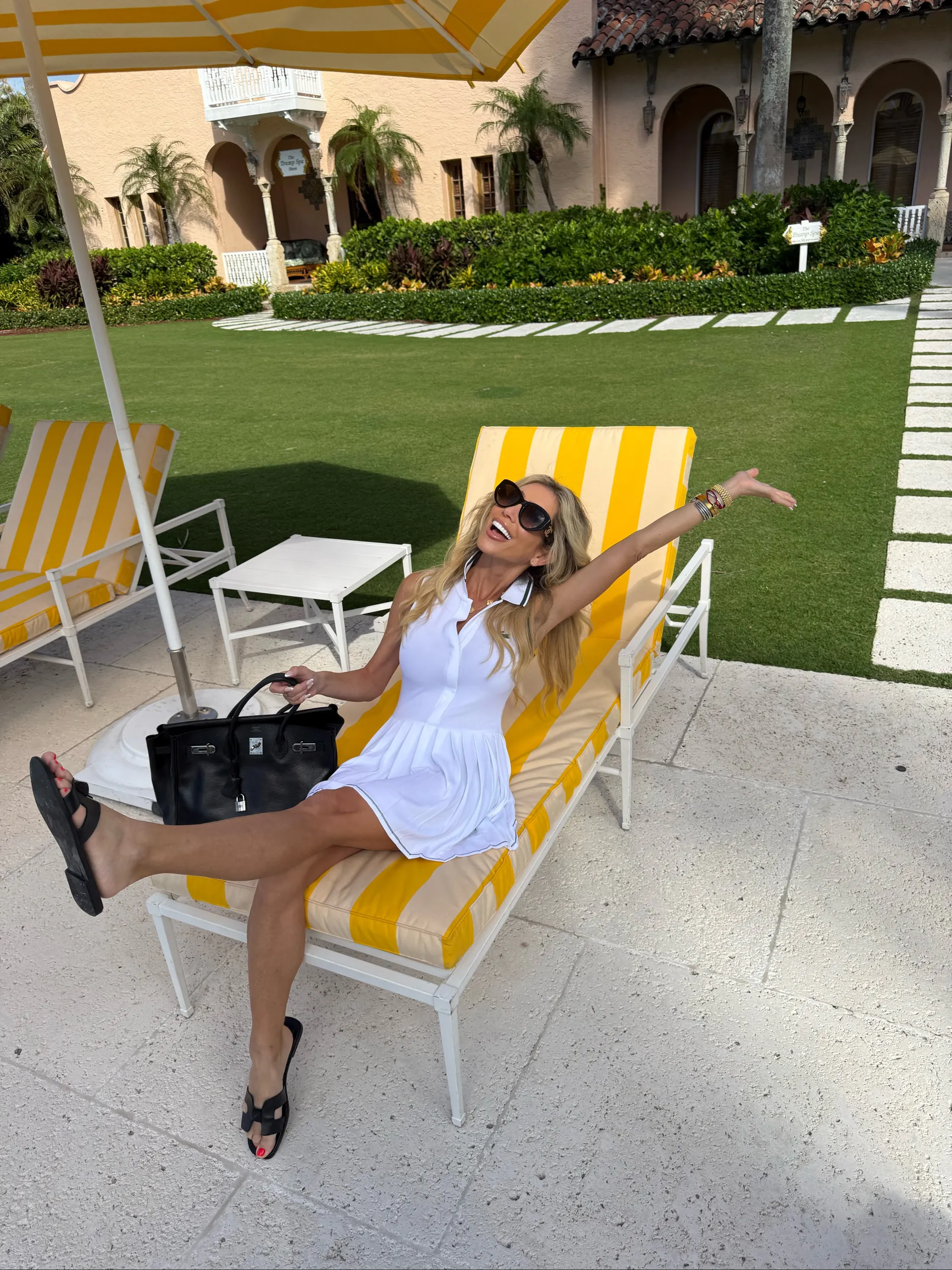 Trumps resort Mar-a-Lago is nu een bedevaartsoord voor baantjesjagers - NRC