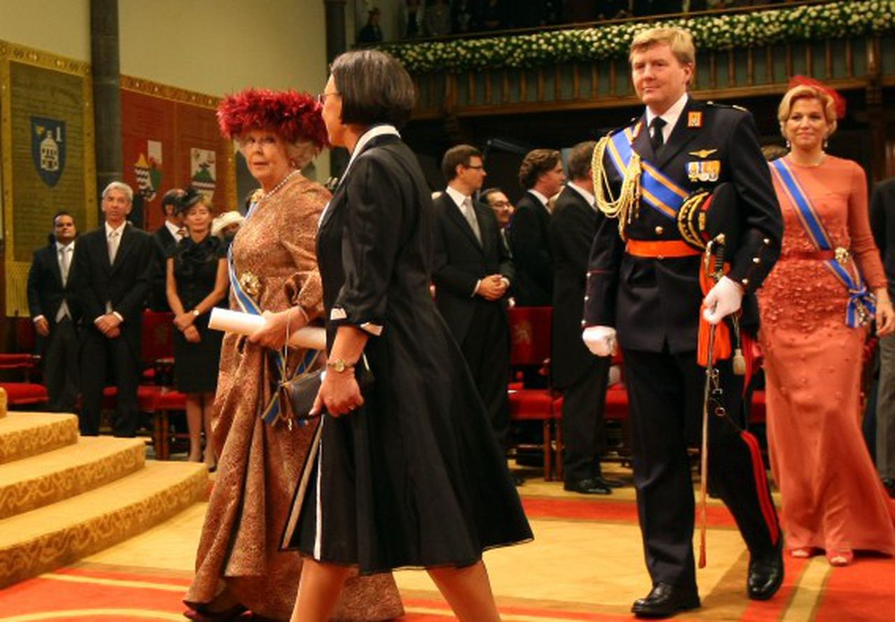 Eerste Kamerleden en ministers zijn lovend over Beatrix - NRC