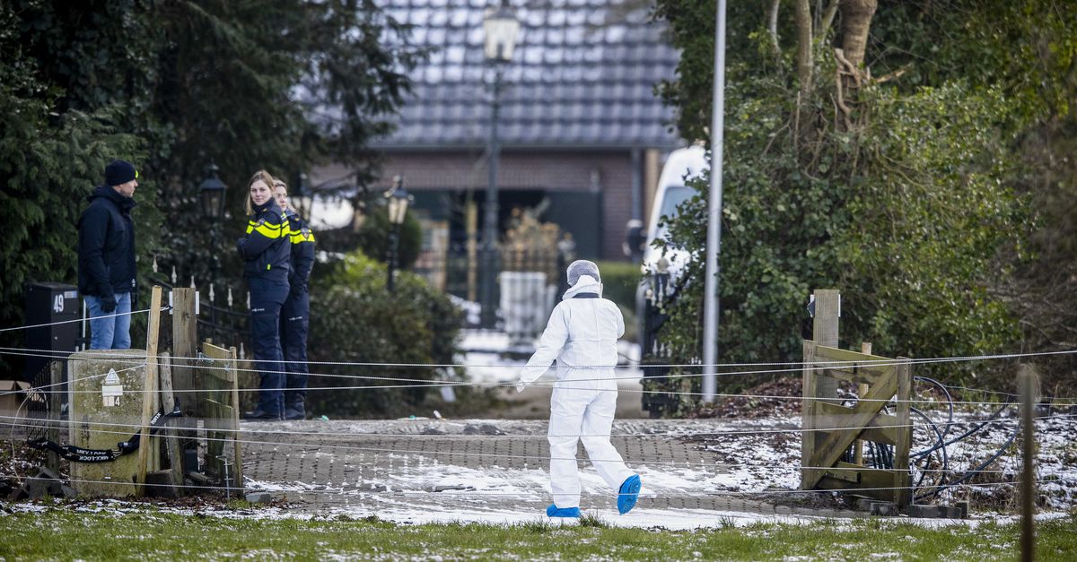Man die twee mensen in Weiteveen doodschoot blijft langer vastzitten - NRC