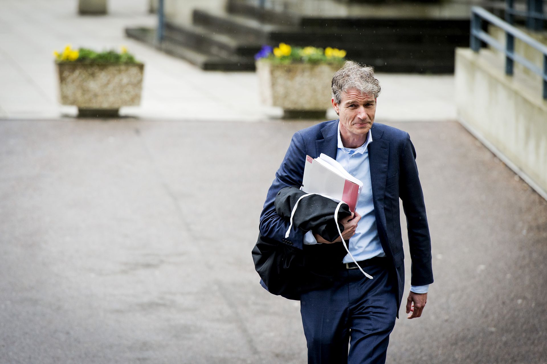 ‘Justitie drong aan op maken foto’s Volkert van der G.’ - NRC