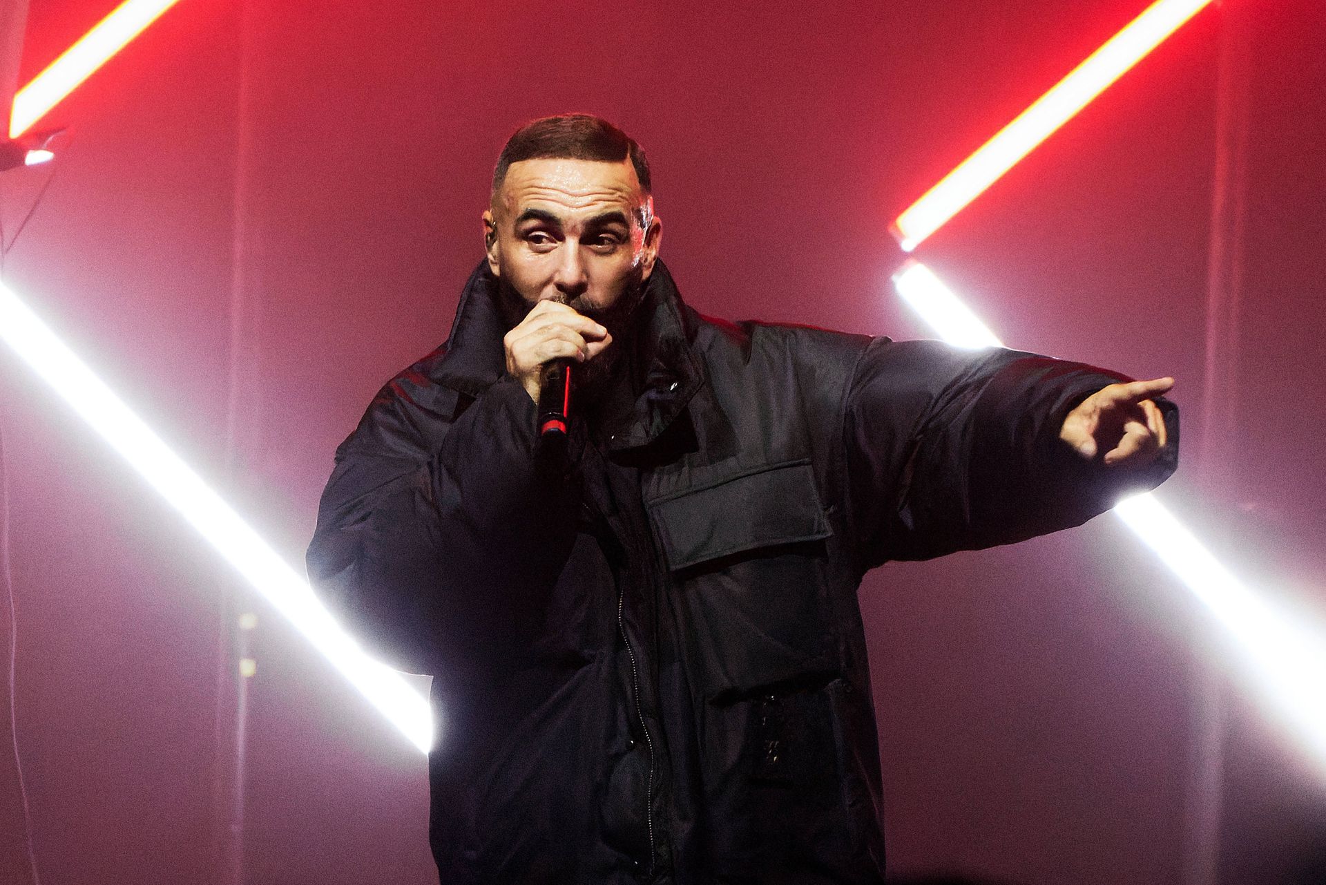 Ook uitnodiging politiek congres leidt bij Franse rapper Médine tot ...